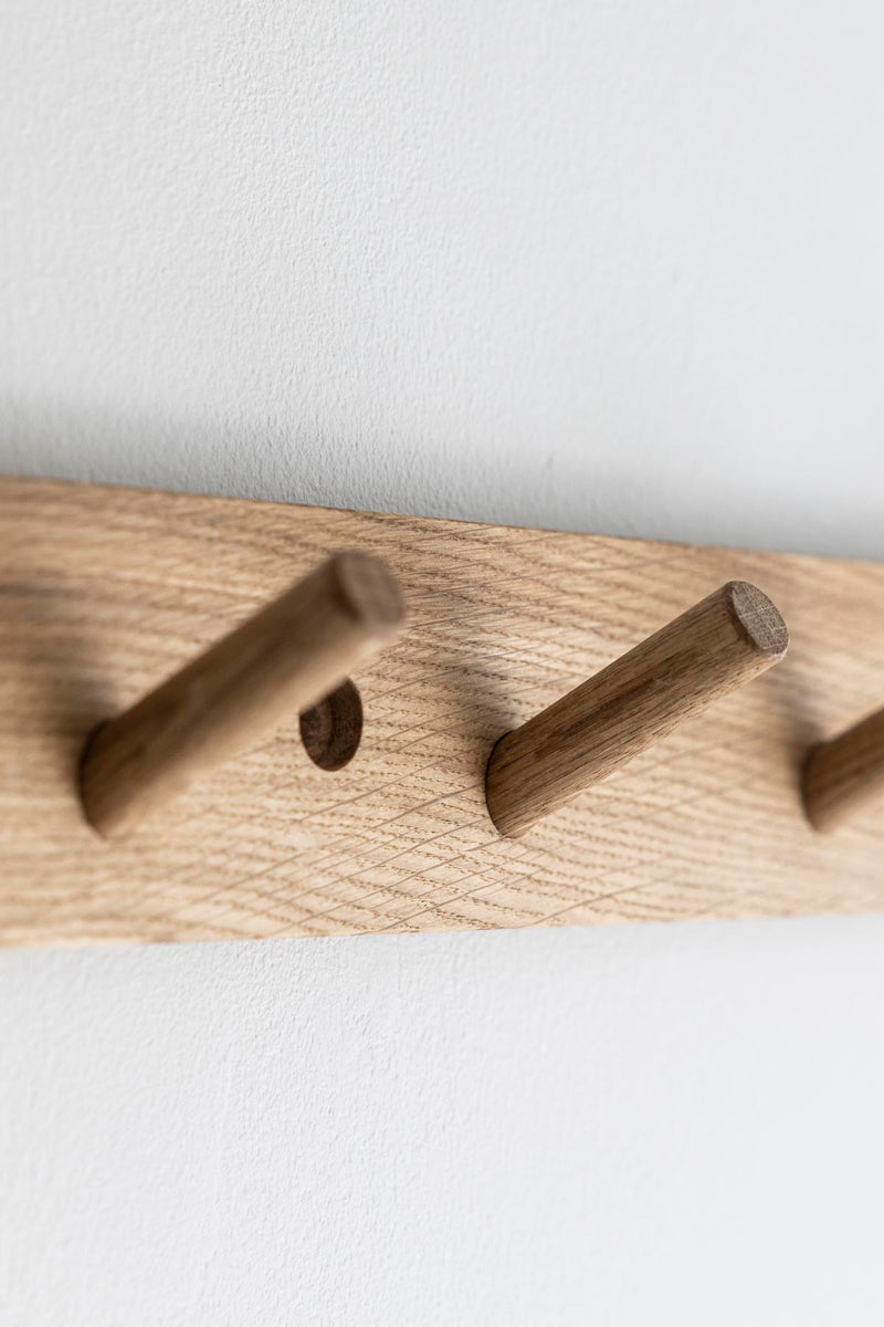 Knaggrekke | 12 knagger Oak Natural L120cm – Bolina